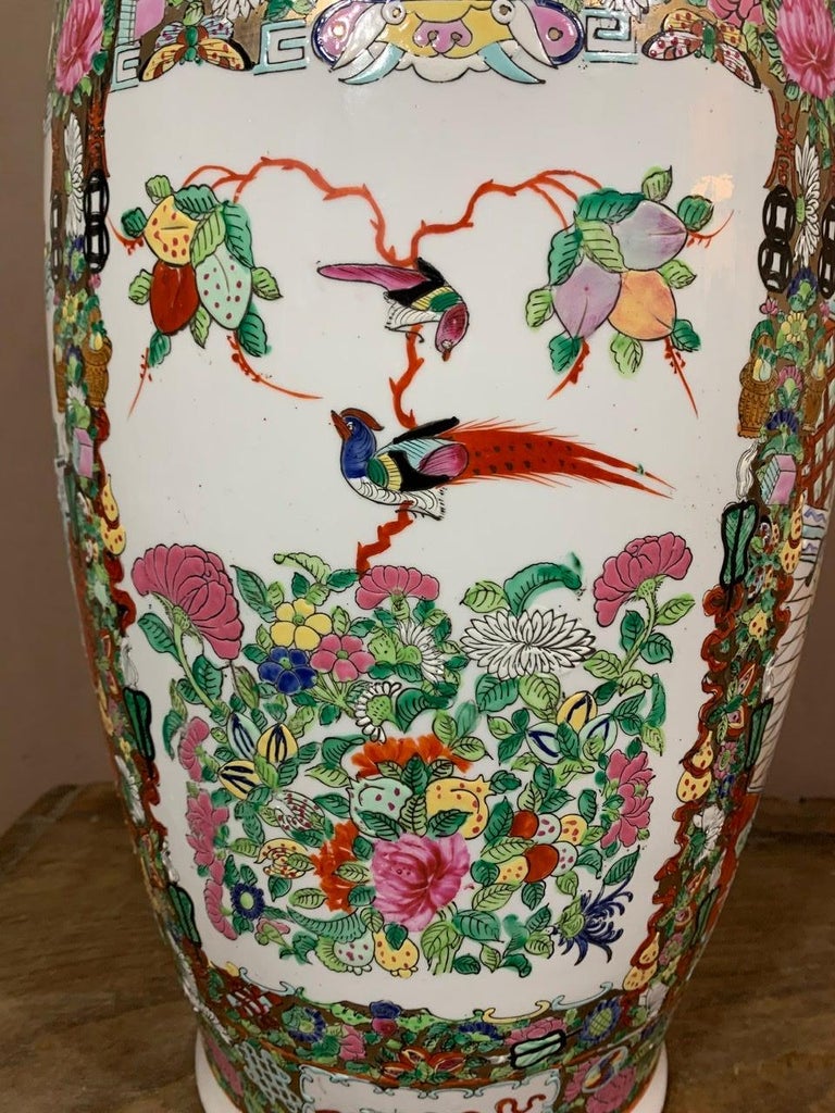Porcelain Vase of Canton Early 20th Century For Sale at 1stDibs