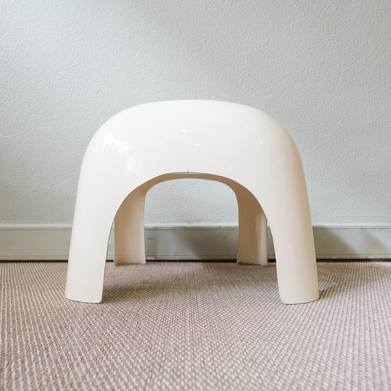 Portuguese Fiberglass Stool in the style of Efebino by Stacy Duke for ...