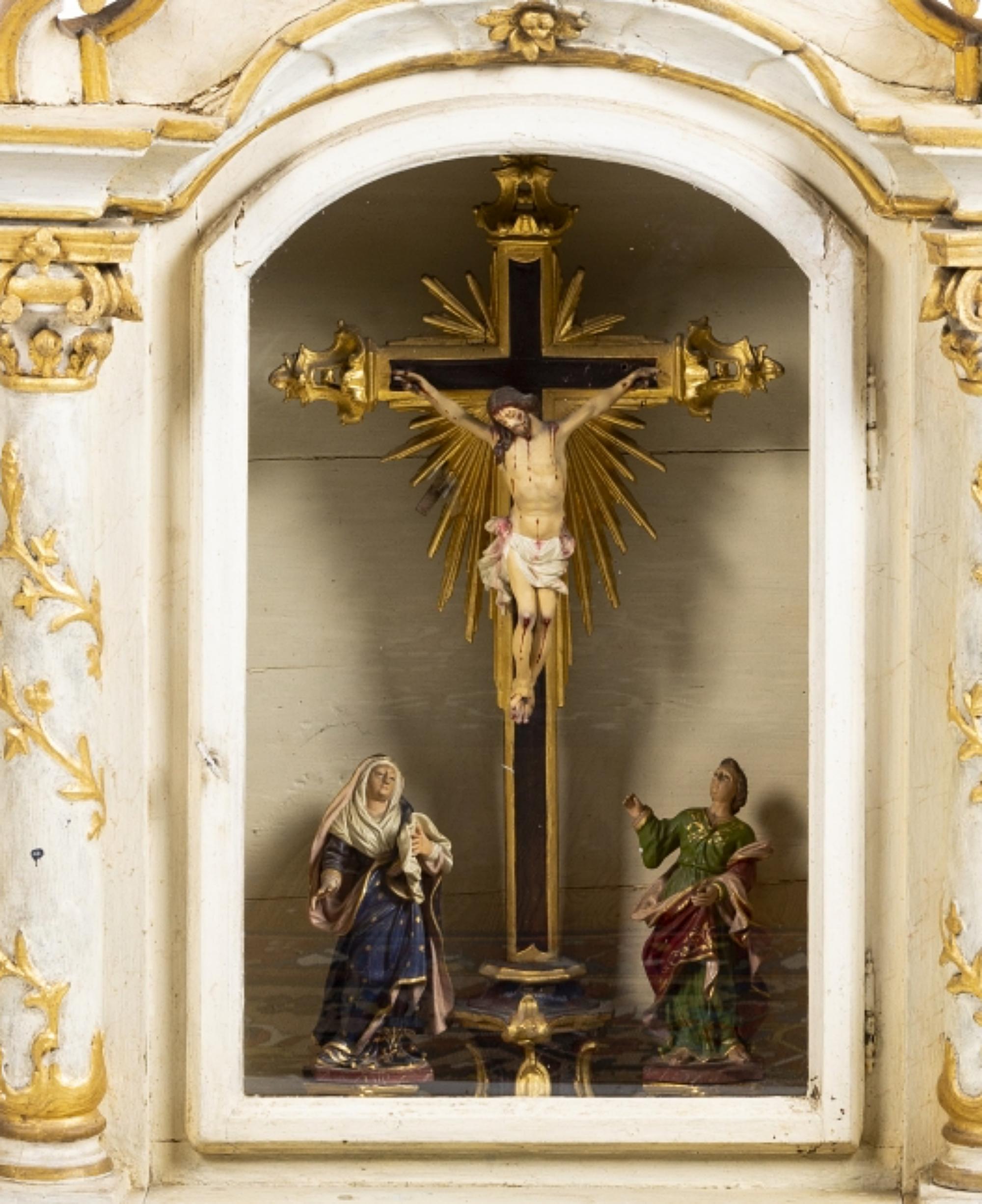 Portuguese Oratory with Calvary 18th Century For Sale at 1stDibs