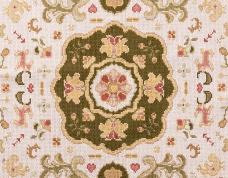 Portuguese Rug "Arraiolos", 20th Century For Sale at 1stDibs