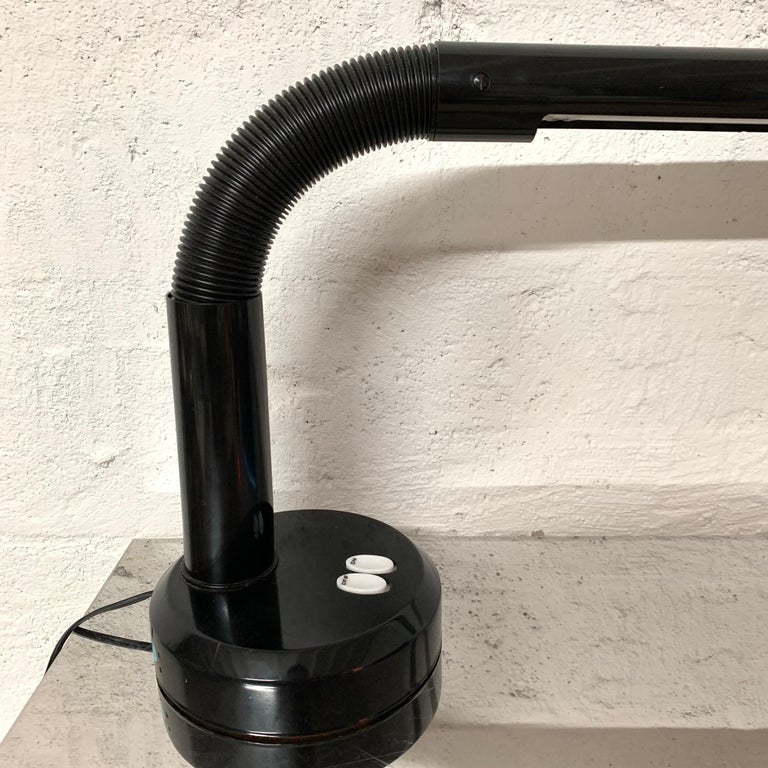 Postmodern Black Gooseneck Desk Lamp, Italy at 1stDibs