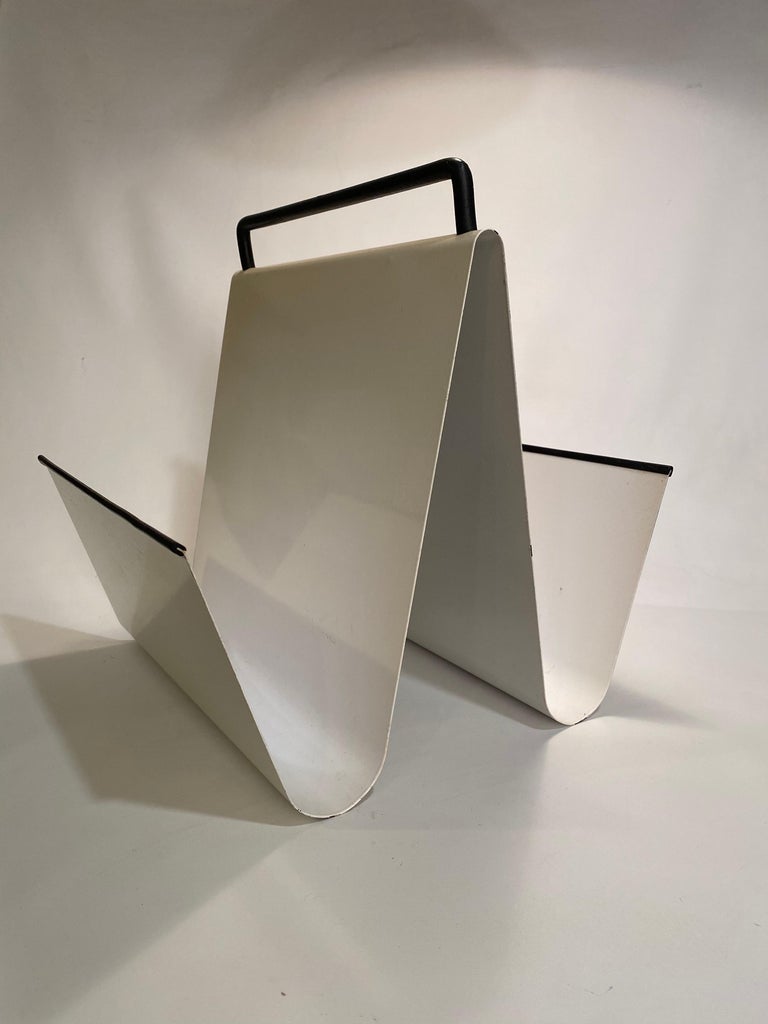 Post Modern Zig Zag Magazine Media Stand For Sale at 1stDibs
