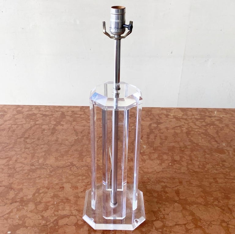 Postmodern Lucite Pillar Table Lamp For Sale at 1stDibs