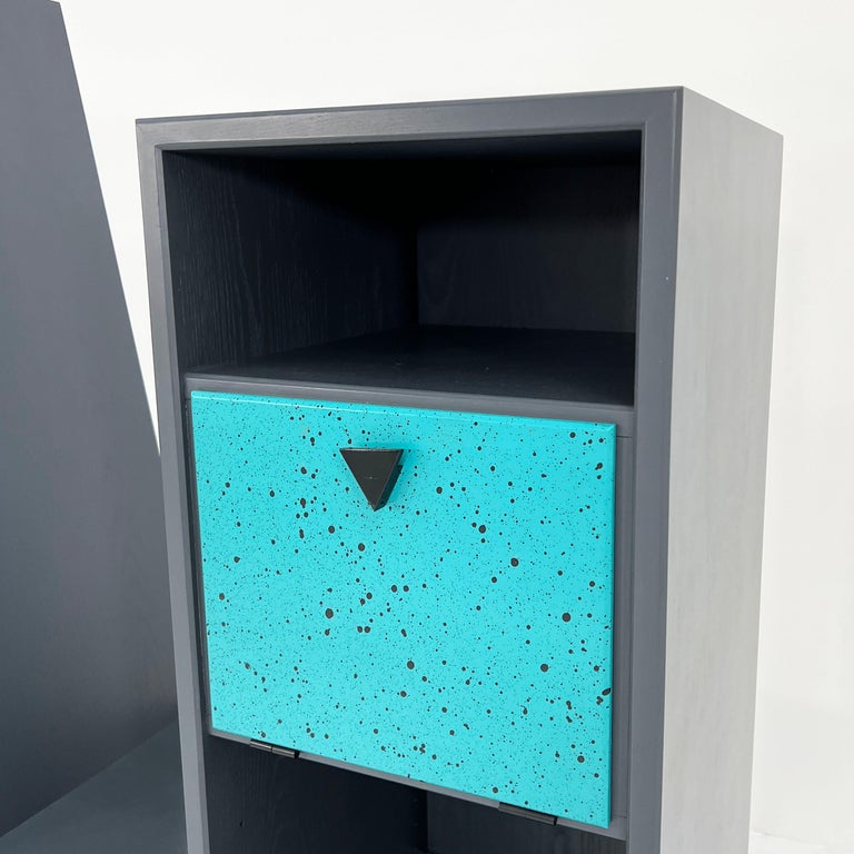 Postmodern Memphis Style Bookshelf, 1980s For Sale at 1stDibs