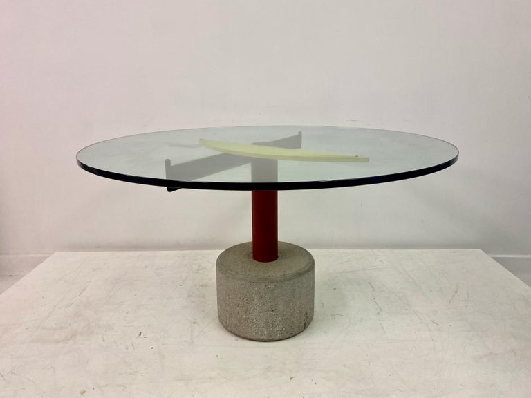 Postmodern Memphis Style Dining or Centre Table For Sale at 1stDibs