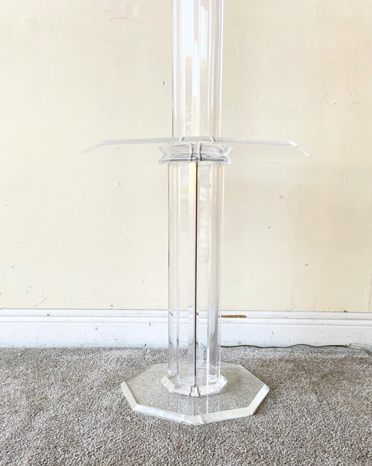 Postmodern Octagonal Lucite Floor Lamp Side Table For Sale at 1stDibs