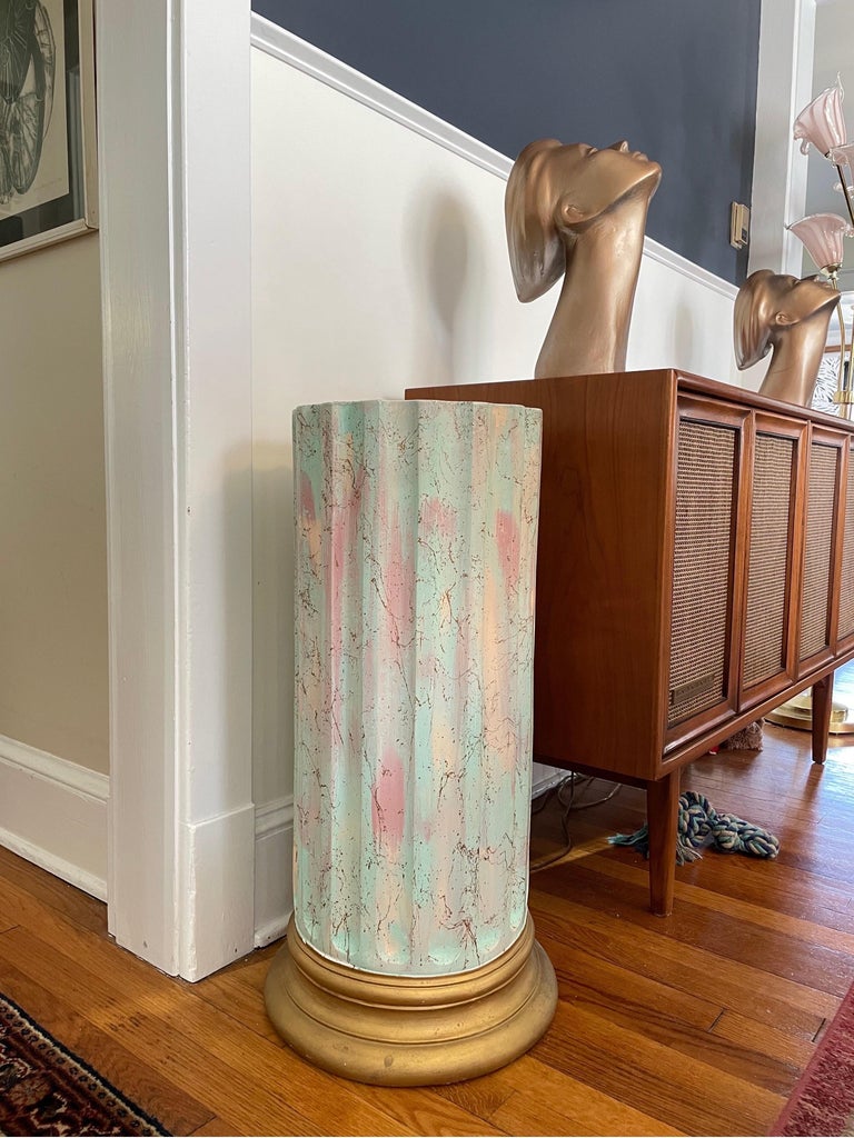 Postmodern Speckled Fluted Column Pedestal For Sale at 1stDibs