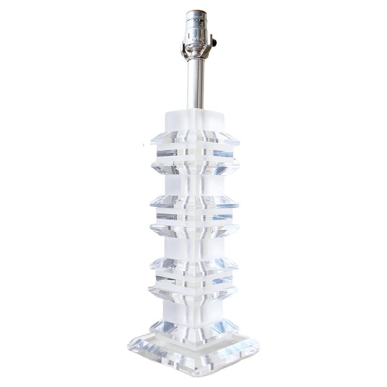 Postmodern Stacked Lucite Table Lamp For Sale at 1stDibs