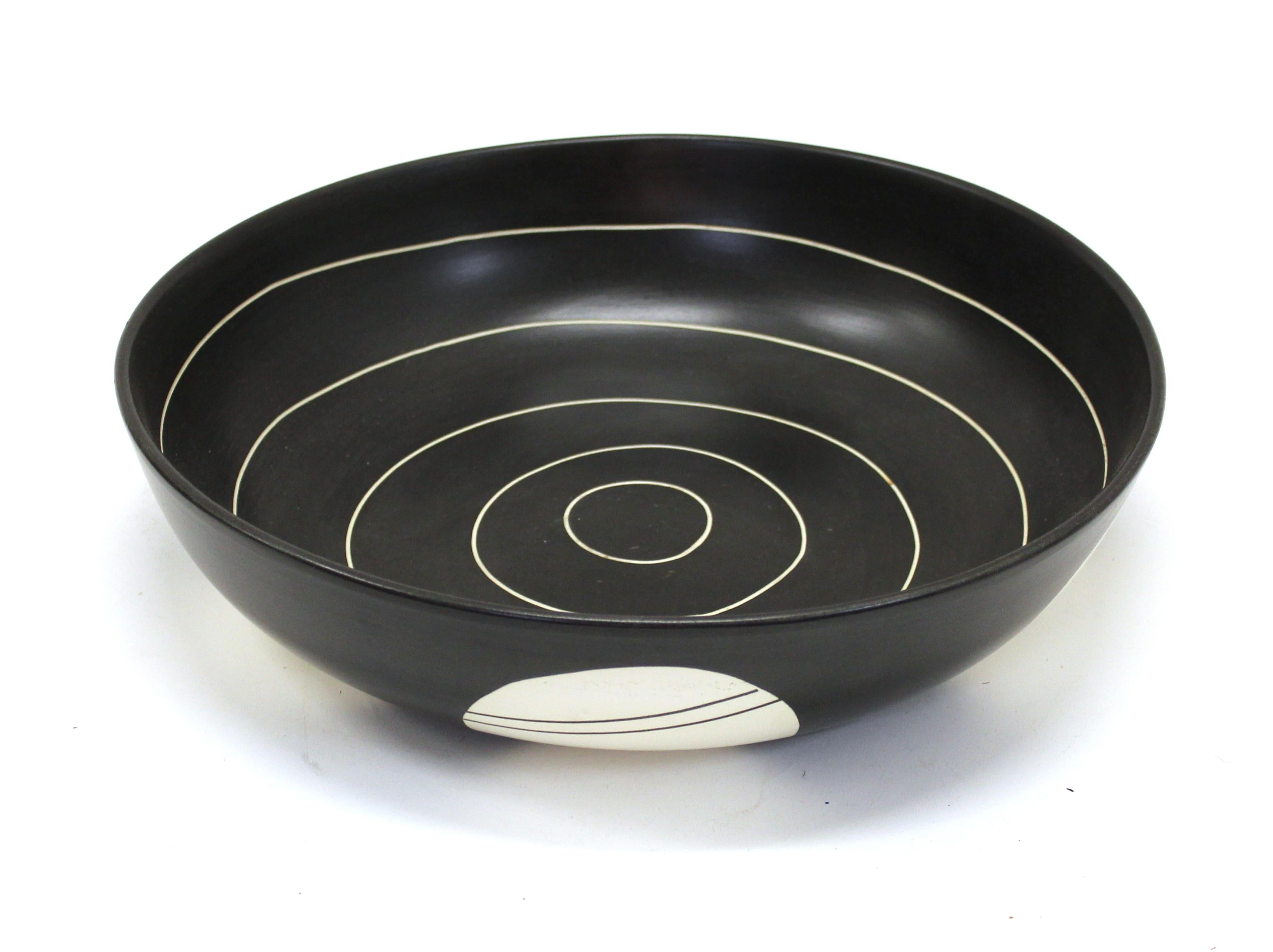 Postmodern Studio Pottery Charger Plate For Sale at 1stDibs