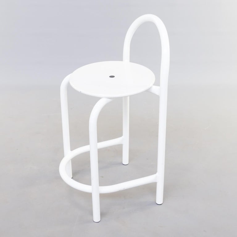 Postmodern White Metal Stools Set of 2 For Sale at 1stDibs