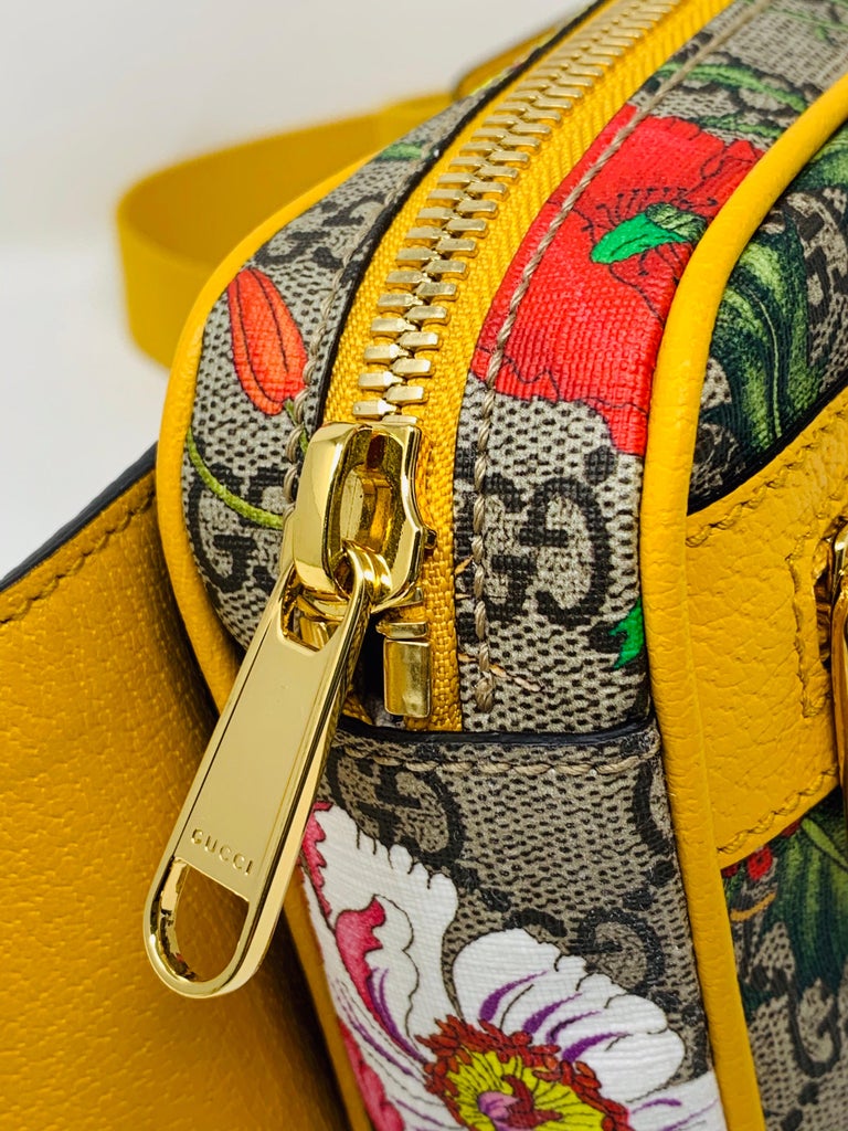 Pouch GUCCI flora brand new, 2019 For Sale at 1stDibs