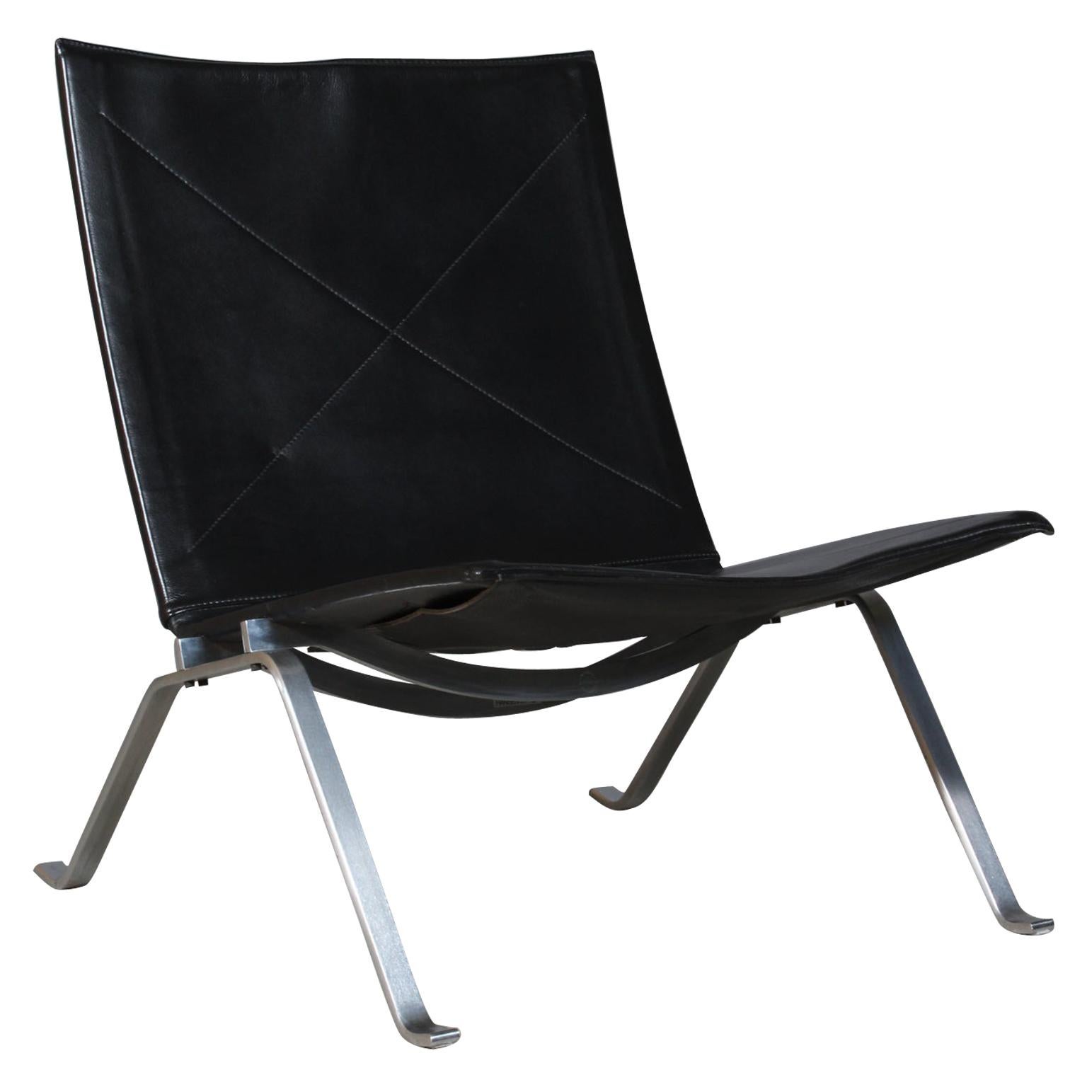 Poul Kjærholm PK22 Lounge Chair at 1stDibs