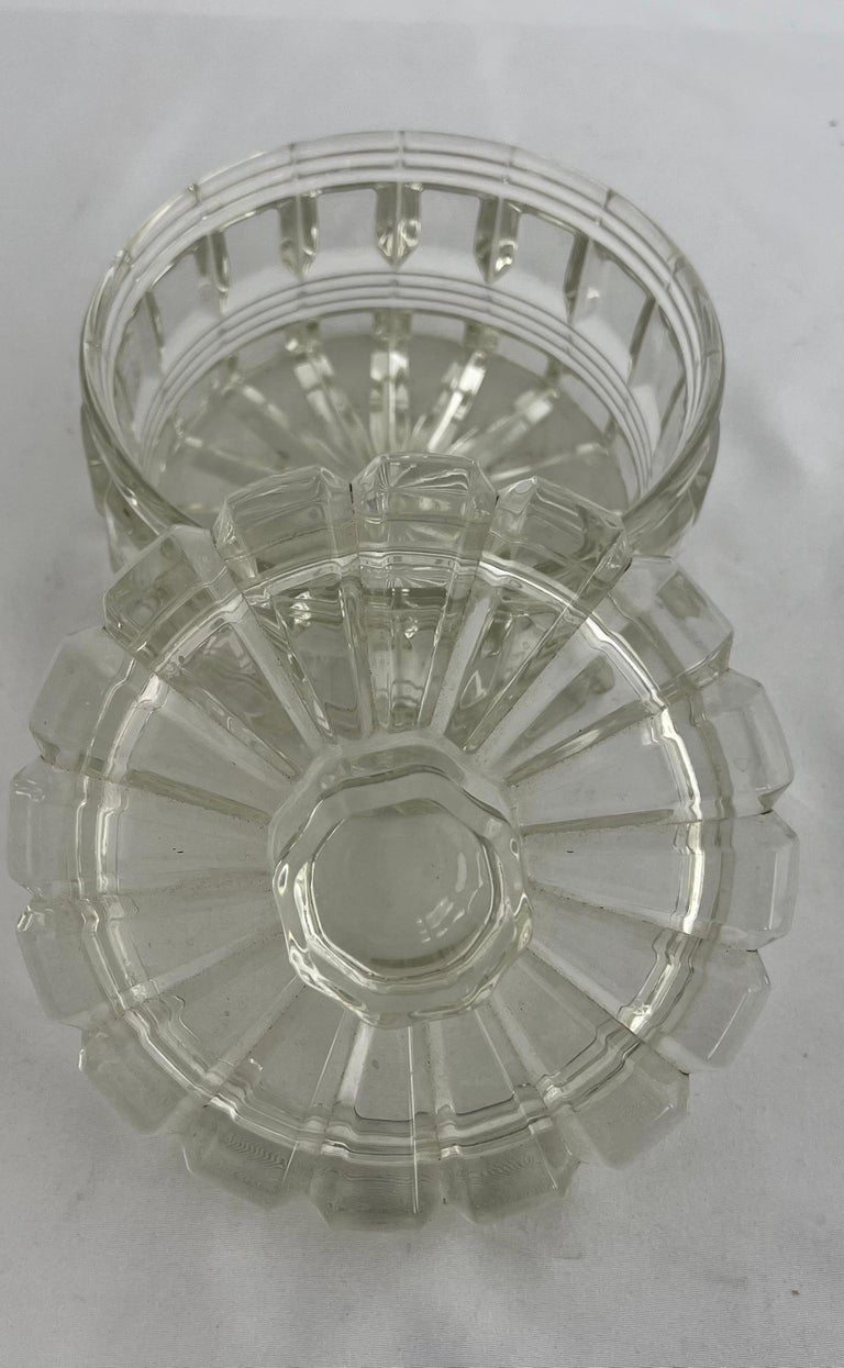 Pour le Bain-Heavy Cut Crystal Lidded Vanity Box For Sale at 1stDibs