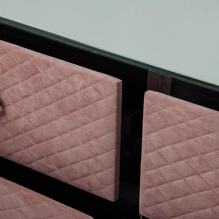 Powdery Pink Gilded Metal And Mirror Chest of Drawers For Sale at 1stDibs