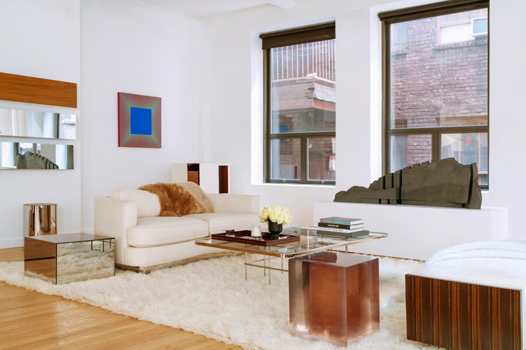 Powerful Mirror Table, Mirrored Table with Hidden Power Source in ...