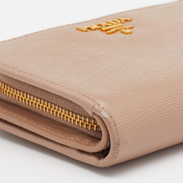 Prada Beige Vitello Move Leather French Compact Wallet For Sale at 1stDibs