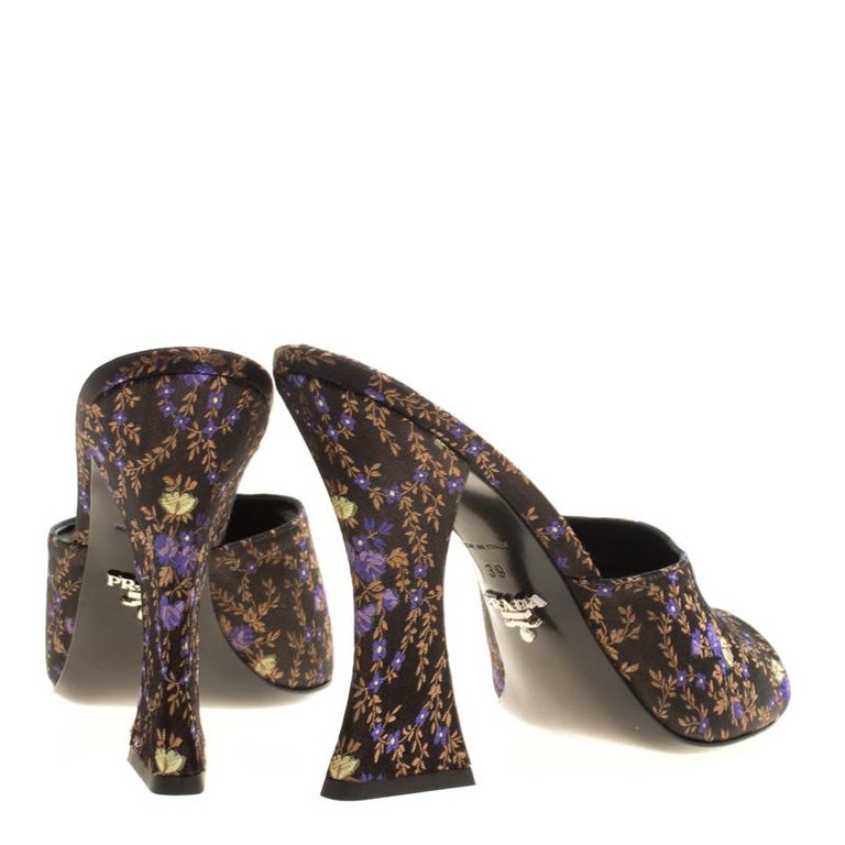 Prada Black Floral Silk Brocade Mule Sandals Size 39 For Sale at 1stDibs