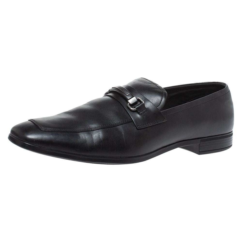 Prada Formal Shoes - 11 For Sale on 1stDibs