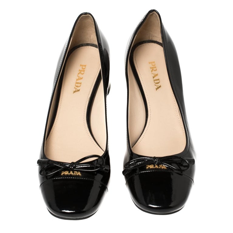 Prada Black Patent Leather Bow Block Heel Pumps Size 39 at 1stDibs ...