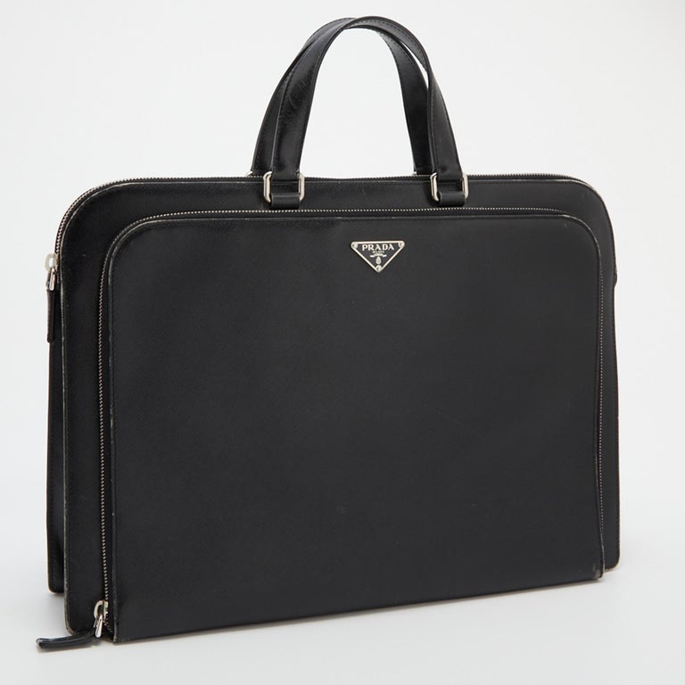 Prada Black Saffiano Leather Laptop Bag For Sale at 1stDibs
