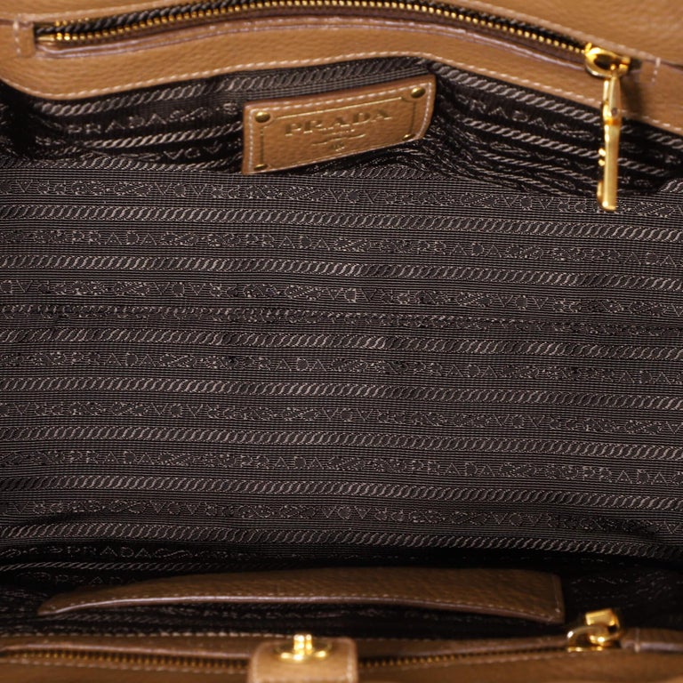 Prada Front Pocket Wing Convertible Tote Vitello Daino For Sale at 1stDibs