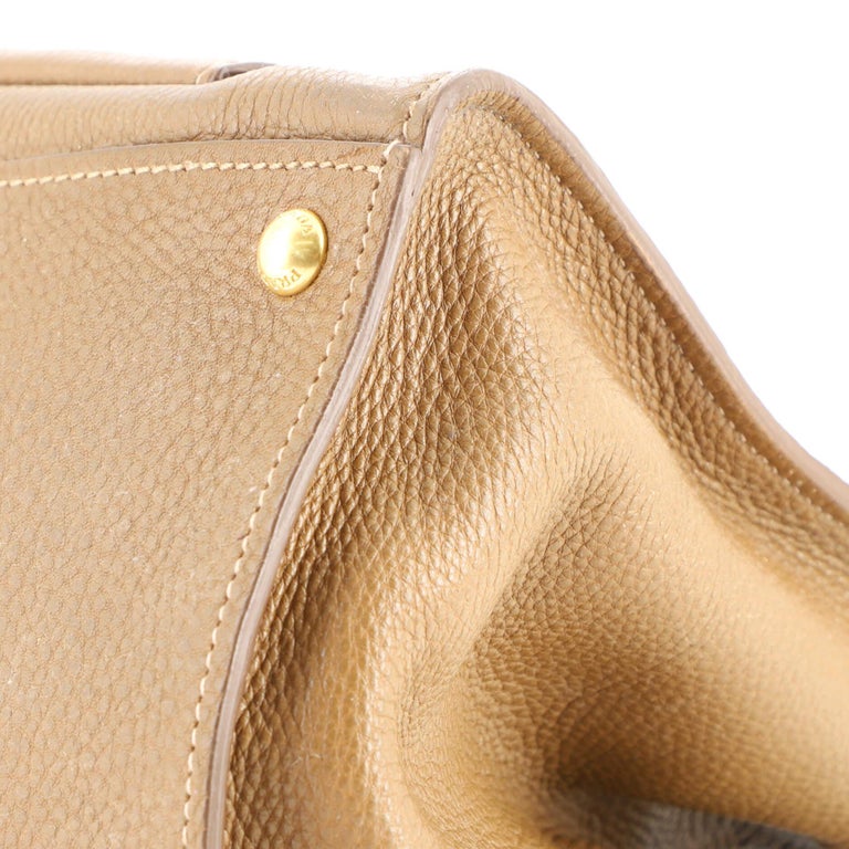 Prada Front Pocket Wing Convertible Tote Vitello Daino For Sale at 1stDibs