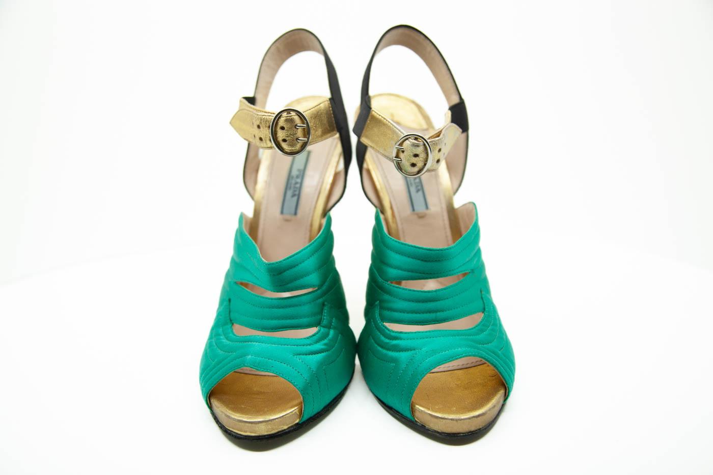 Prada green and gold metallic heels For Sale at 1stDibs