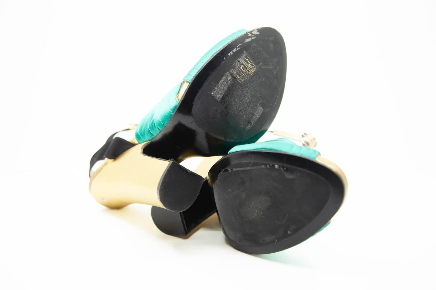 Prada green and gold metallic heels For Sale at 1stDibs