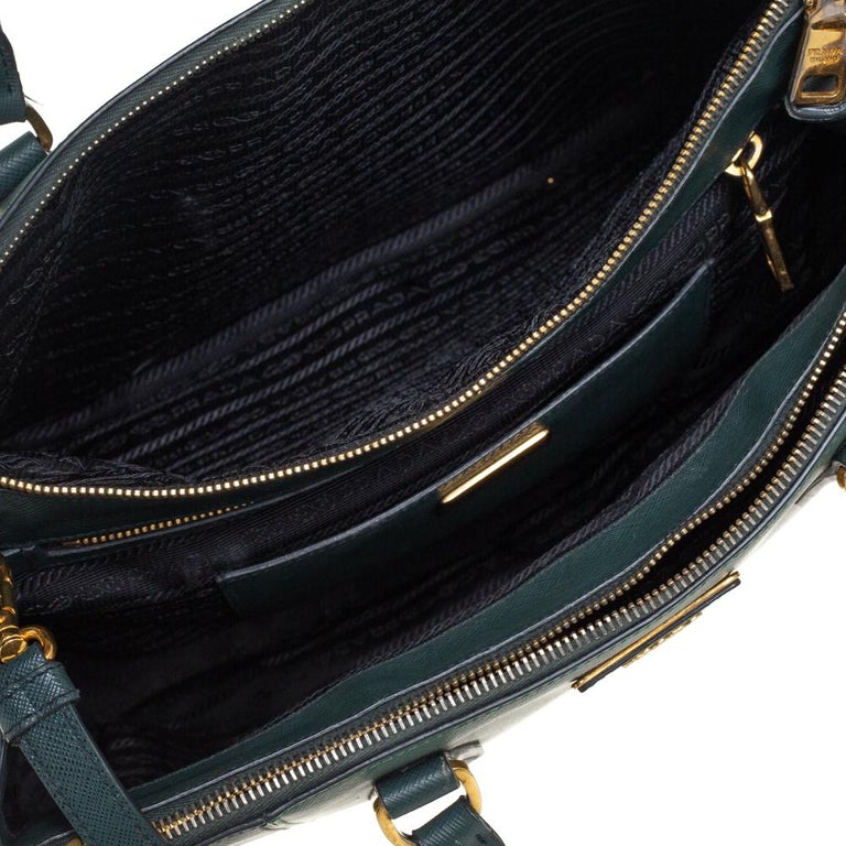 Prada Green Bicolor Saffiano Lux Leather Medium Galleria Tote at 1stDibs