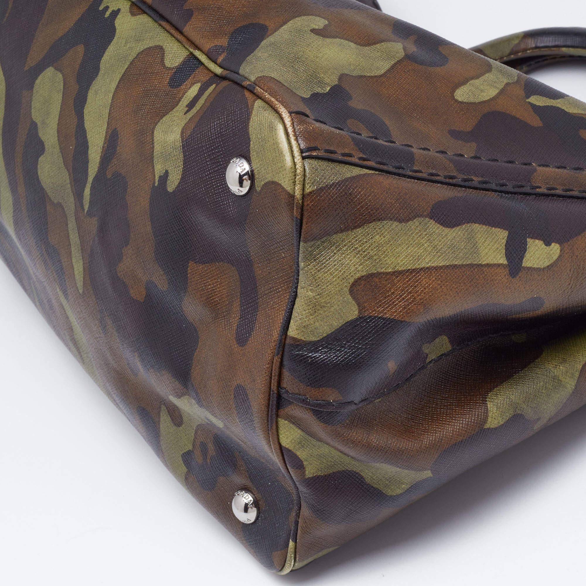 Prada Green Camouflage Leather Spazzolato Shopper Tote For Sale at 1stDibs