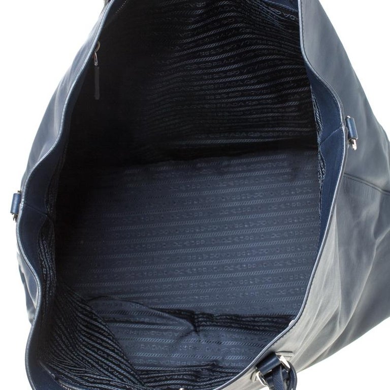 Prada Navy Blue Saffiano Soft Leather Weekender Bag For Sale at 1stDibs