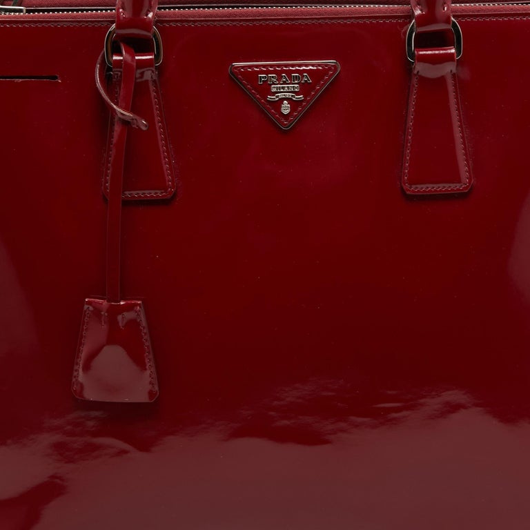 Prada Red Patent Leather Large Galleria Double Zip Tote For Sale at 1stDibs