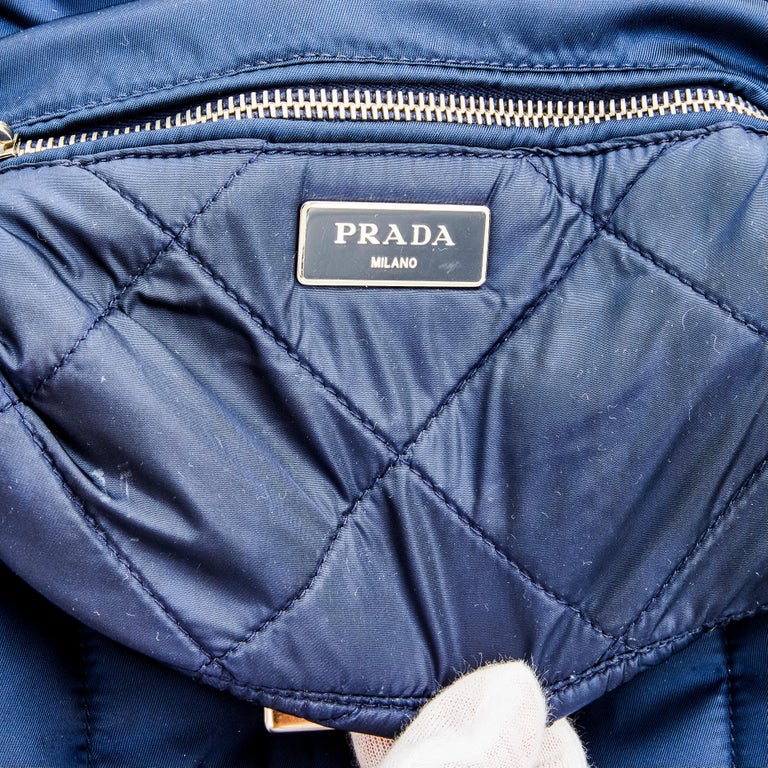 Prada Square Quilted Navy Puffer Flap Bag For Sale at 1stDibs