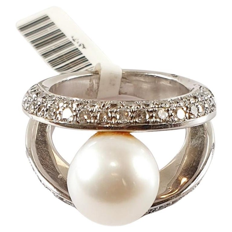 Pradera Ocean Ring with Cultivated Pearl and and Pavée of Diamonds For ...