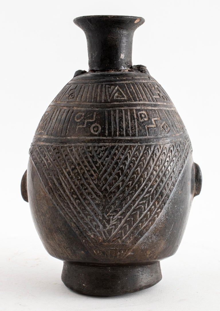 Pre-Columbian Chimu Black Pottery Vessel at 1stDibs | pre columbian ...