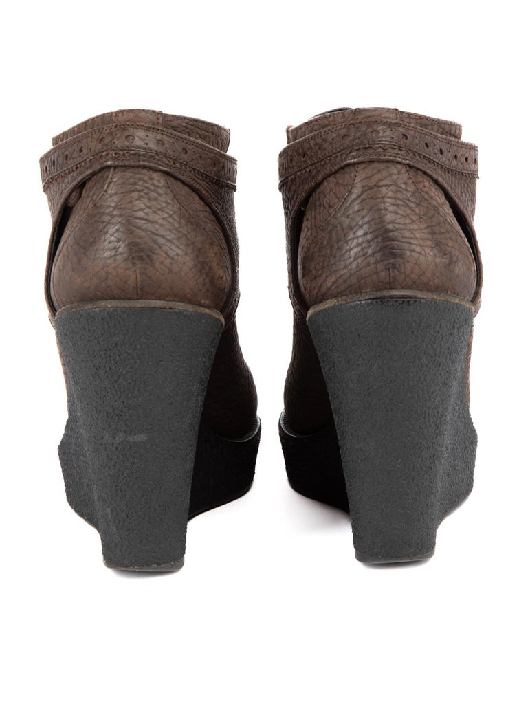 Pre-Loved Burberry Women's Brown Lace Up Leather Wedge Boots For Sale ...