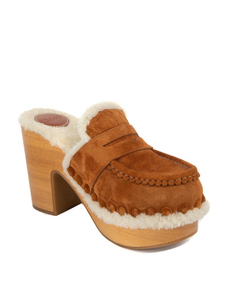 Pre-Loved Chloé Women's Brown Joy Shearling-Lined Suede Clogs For Sale ...