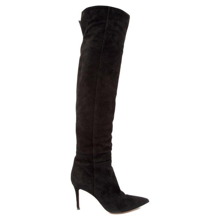 Pre-Loved Gianvito Rossi Women's Black 100mm Suede Knee High Boots For Sale at 1stDibs