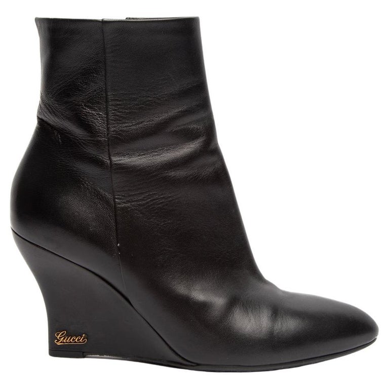 Pre-Loved Gucci Women's Black Leather Wedge Boots For Sale at 1stDibs