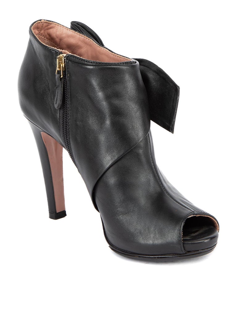 Pre-Loved Red Valentino Garavani Women's Black Leather Bow Accent Peep ...