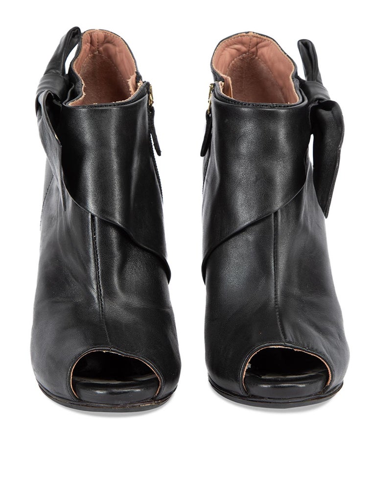 Pre-Loved Red Valentino Garavani Women's Black Leather Bow Accent Peep ...