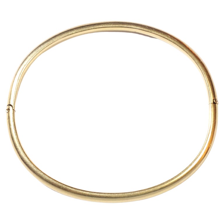 Pre-Owed Gold Bangle Bracelet in Yellow Gold 18 Karats For Sale at 1stDibs