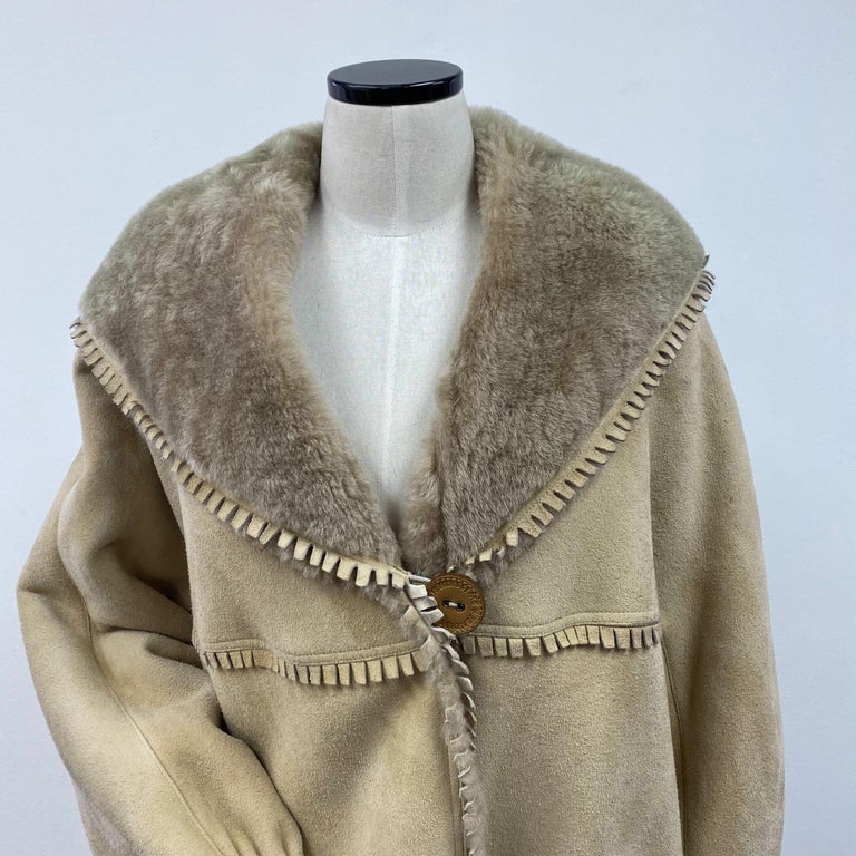 Brand New Fendi Fendissime Italian Beige Shearling Fur Coat (Size 14-L ...