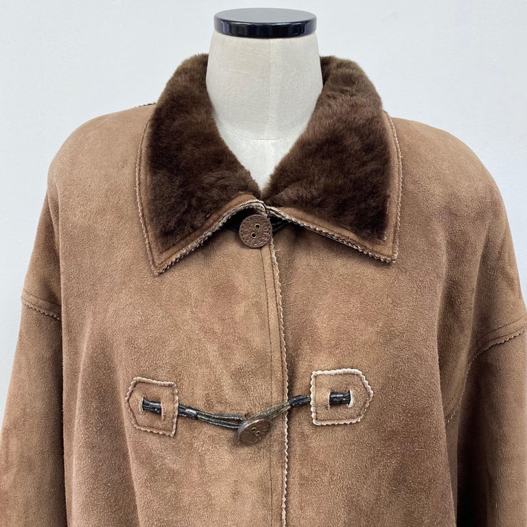 Fendi Fendissime Italian Brown Shearling Fur Coat (Size 14-L) For Sale ...