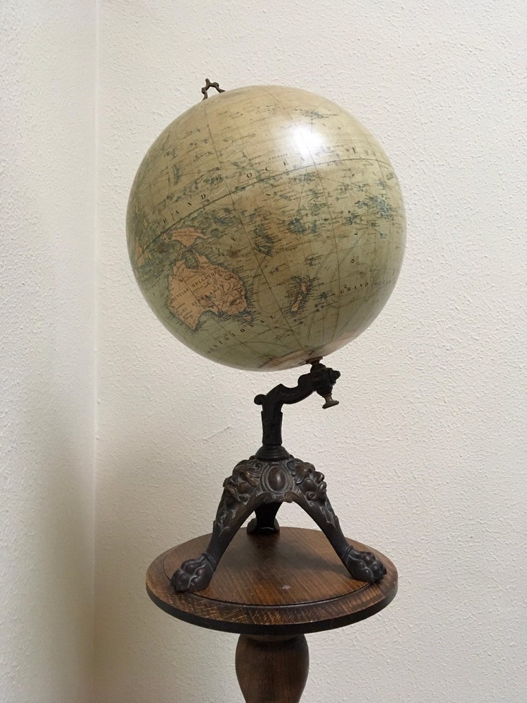 Globe terrestre d'avant la Première Guerre mondiale par J. Lebegue et ...
