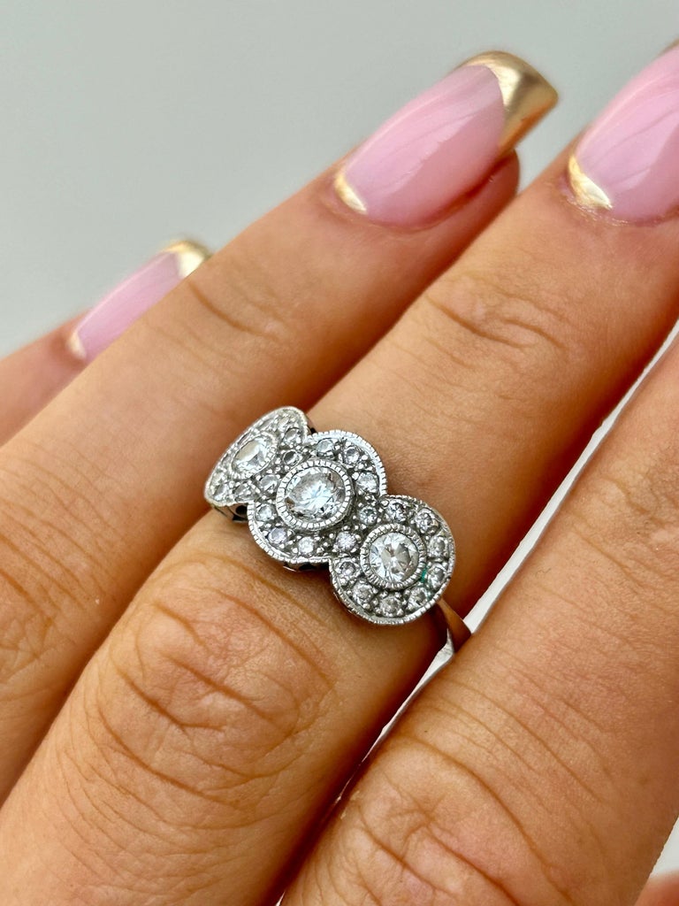 Preloved 18 Carat White Gold Large 3 Stone Diamond Cluster Ring For ...