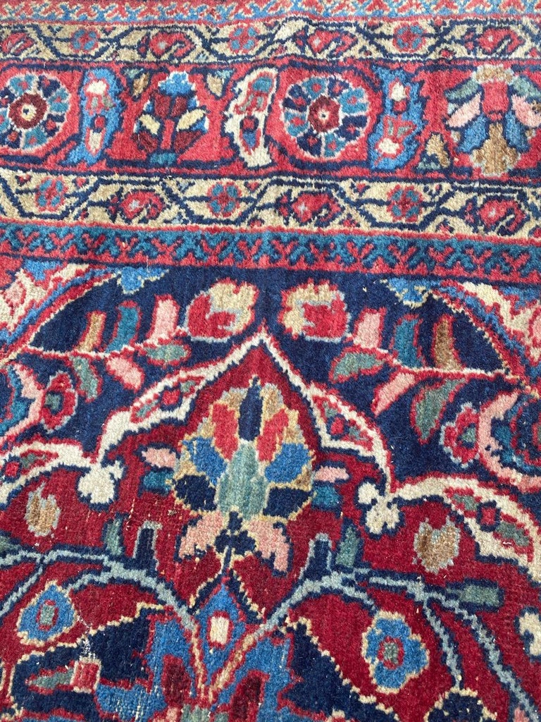 Pretty Antique Sarouk Rug For Sale at 1stDibs