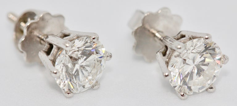 Pretty Diamond Solitaire Stud Earrings, 18 Karat White Gold For Sale at ...
