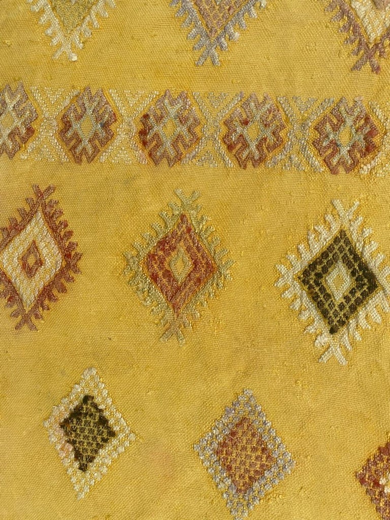 Pretty Vintage Tribal Silk Moroccan Kilim For Sale at 1stDibs