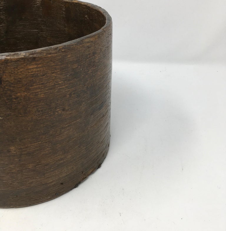 Primitive English Two Quart Grain Measure at 1stDibs